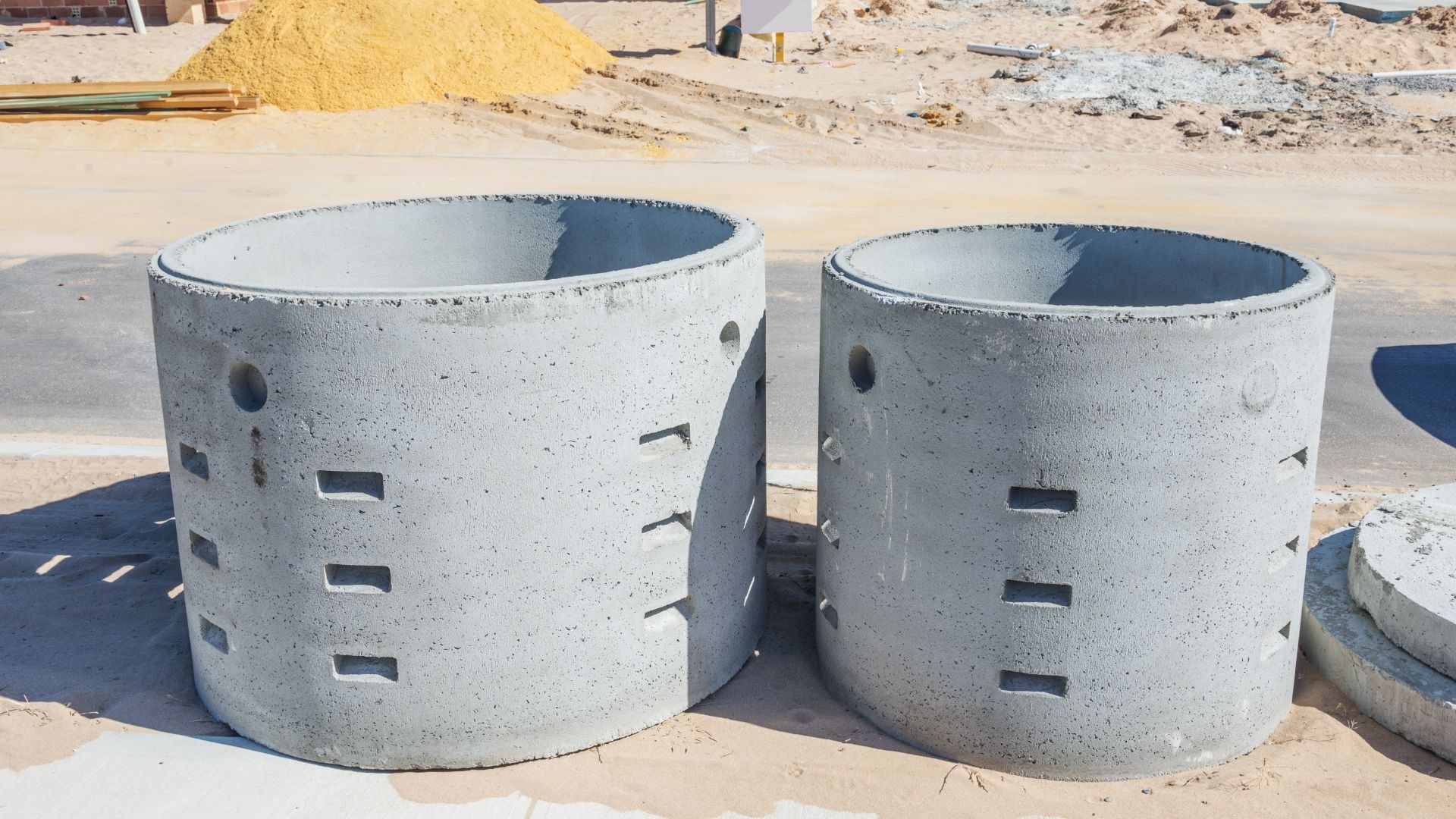 6 Landscaping Drainage Systems to Save a Soggy Yard - Dig'um Dirtworks